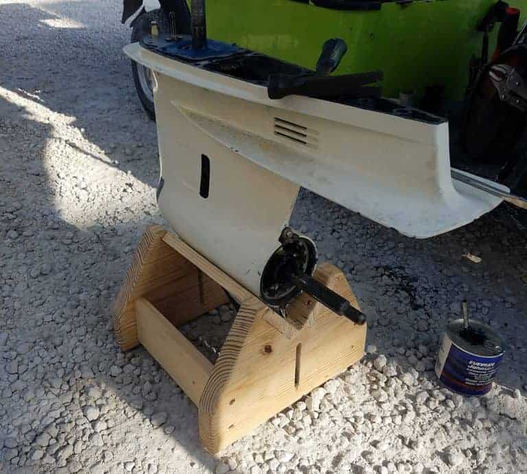 How To Make A Lower Unit Stand! - Born Again Boating